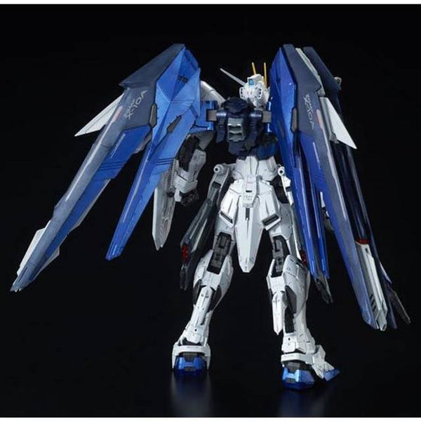 MG 1/100 Freedom Gundam Ver. 2.0 Full Burst Mode Special Coating Ver ...